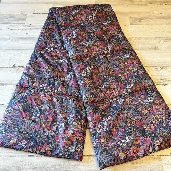 J. Crew | Accessories | J Crew Liberty Art Floral Print Puffer Quilted ...